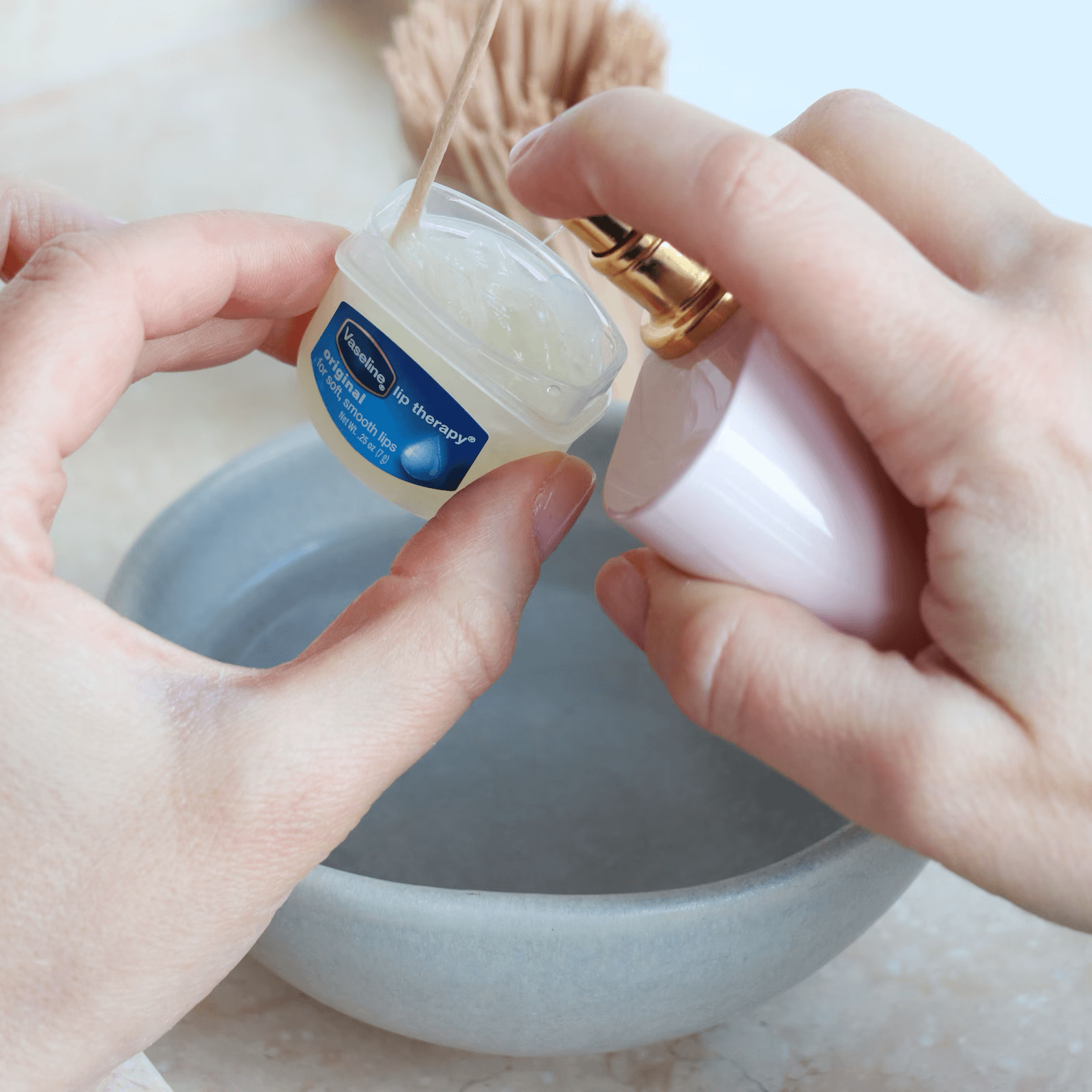 🧴 Vaseline Hack: Zo Laat Je Parfum Veel Langer Ruiken – Magnifique